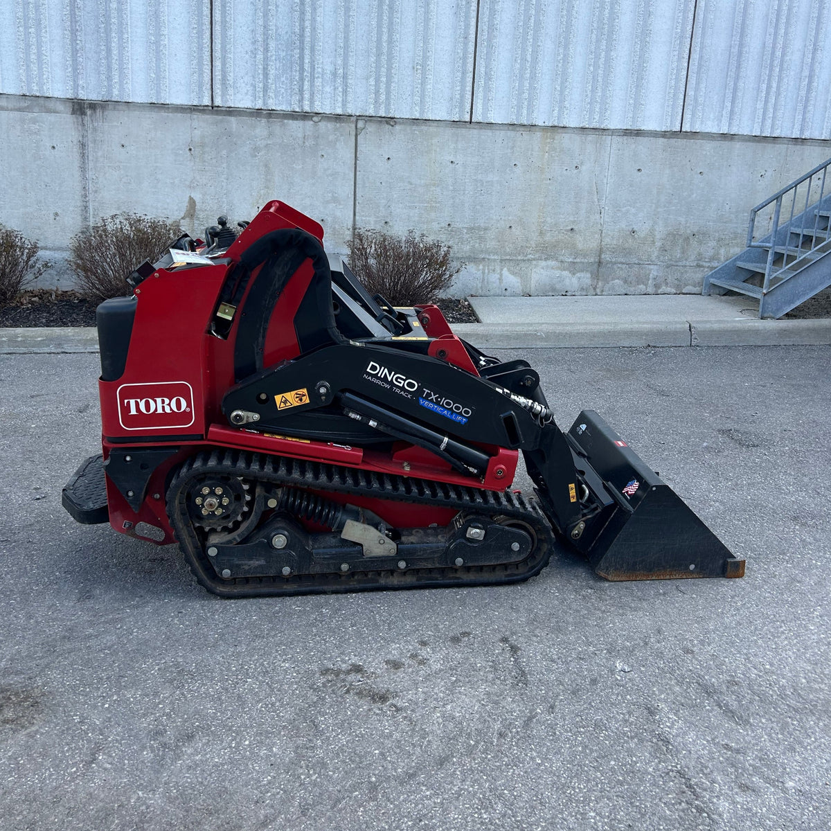 Used 2023 Toro TX1000 Mini Track Loader – Kooy Brothers Lawn Equipment